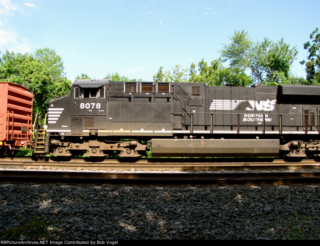 NS 8078